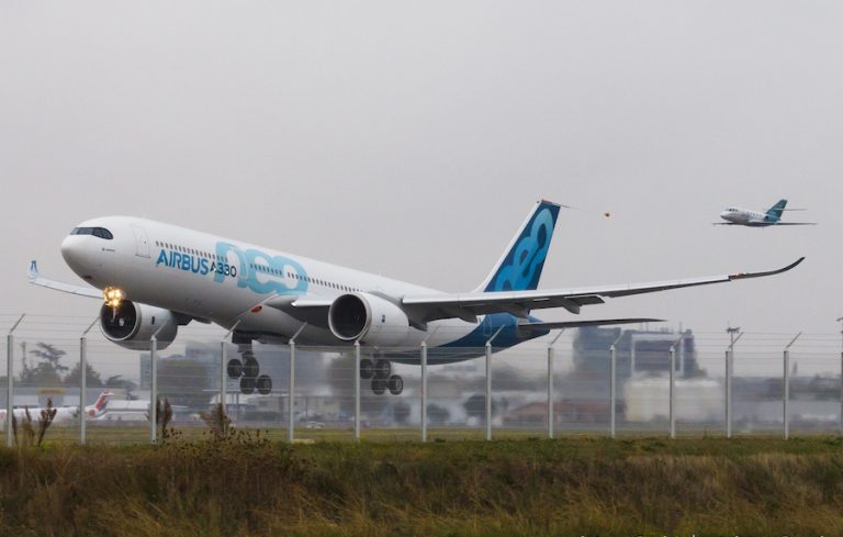 IAG Purchases 71 Aircraft From Boeing and Airbus | AirlineGeeks.com