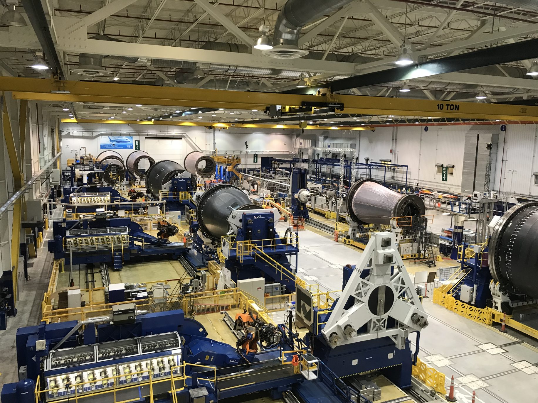 7 Photos from Inside Boeing’s South Carolina Facility | AirlineGeeks.com