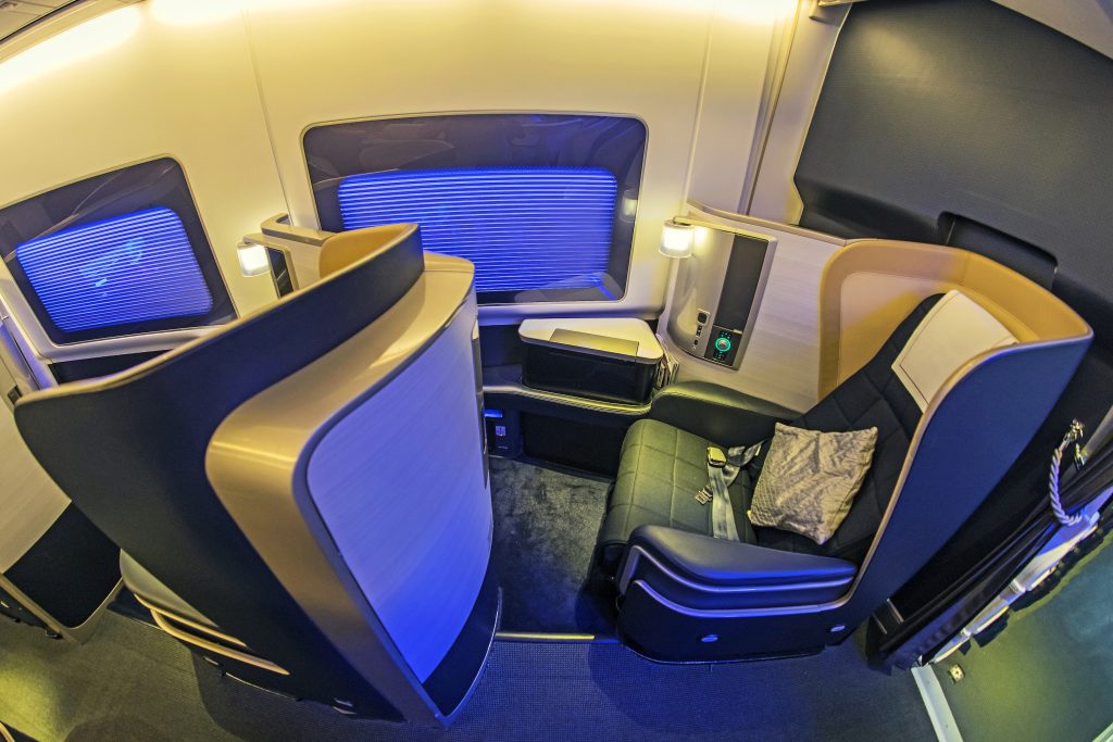 Trip Report: Flying First Class in Seat 1A on a British Airways 747 ...