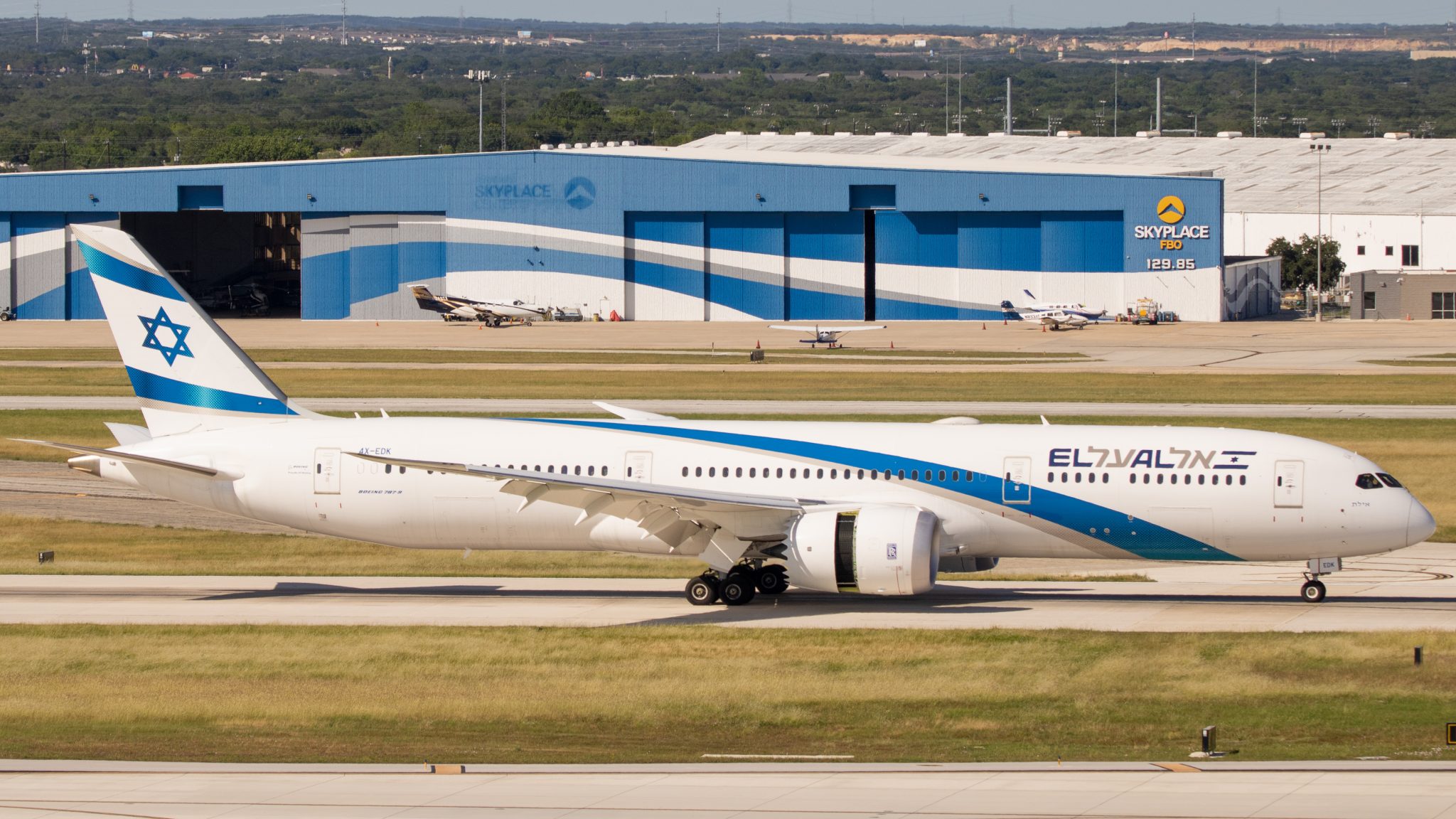 Coordinating Back-to-Back 787 Critical Cargo Flights | AirlineGeeks.com