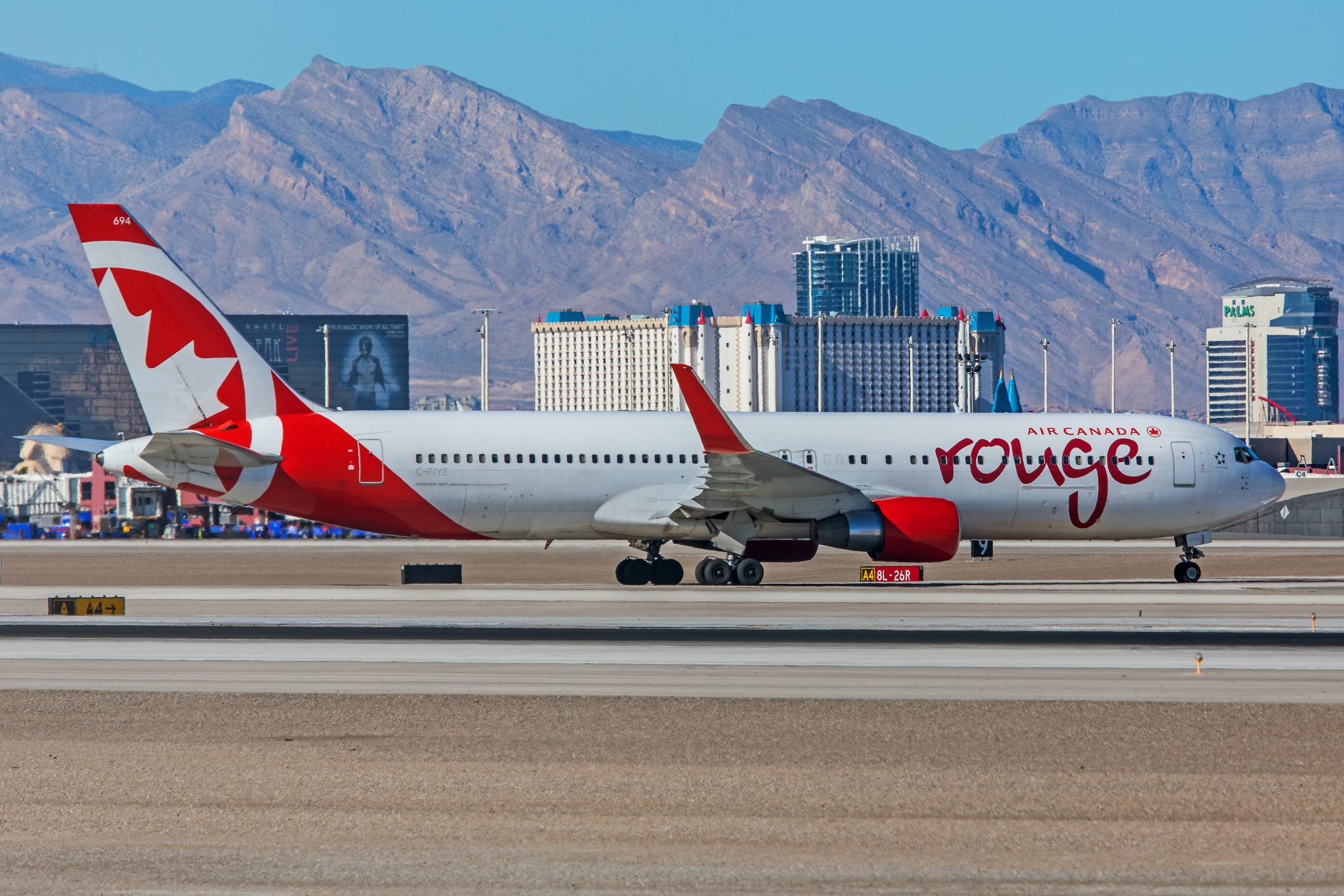 Air Canada Operates Final 767 Flight After 37 Years of Service ...