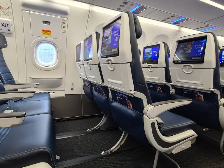 An Inside Look at United’s New A321neo | AirlineGeeks.com