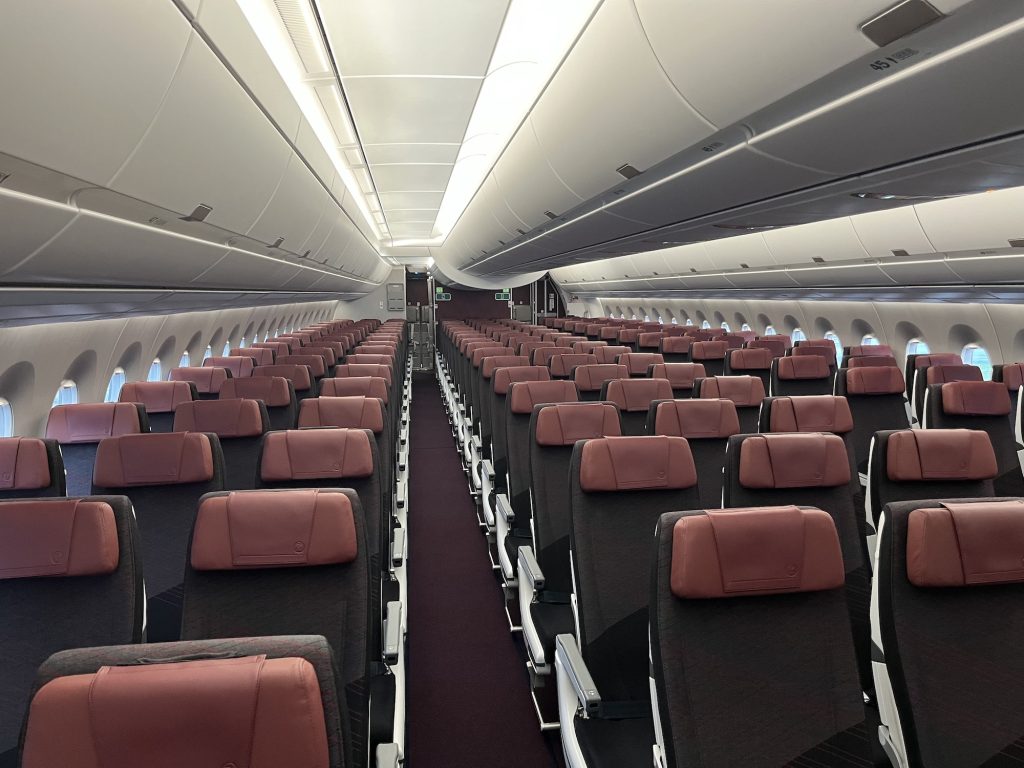 First Look: Inside JAL’s Flagship Airbus A350-1000 | AirlineGeeks.com