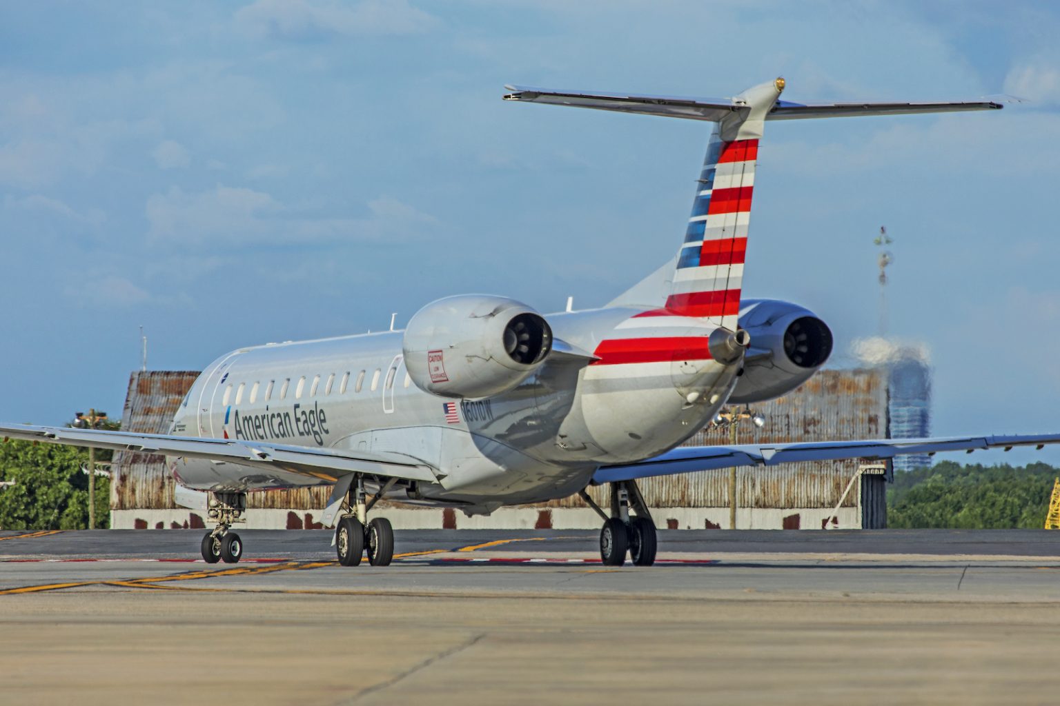 American Plans 50-Seat Regional Jet Retirement | AirlineGeeks.com