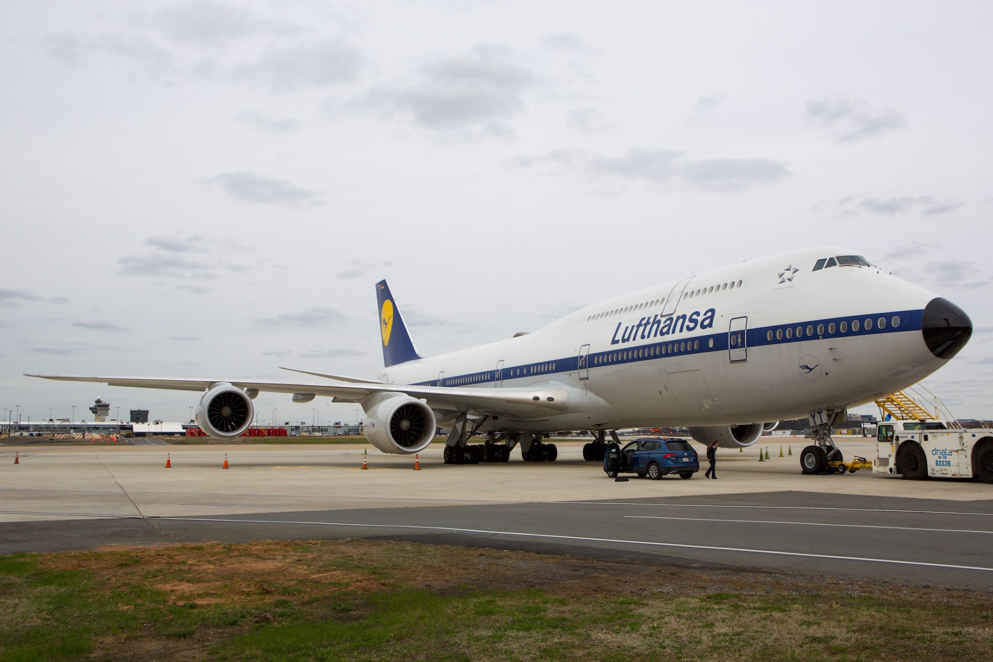 Livery of the Week: Lufthansa’s 747 Retro Jet | AirlineGeeks.com