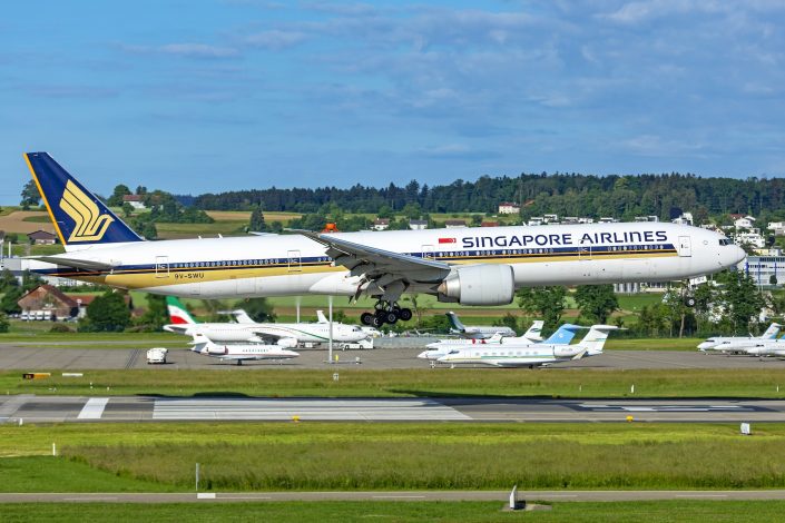 Top Paying Cabin Crew Jobs | AirlineGeeks.com