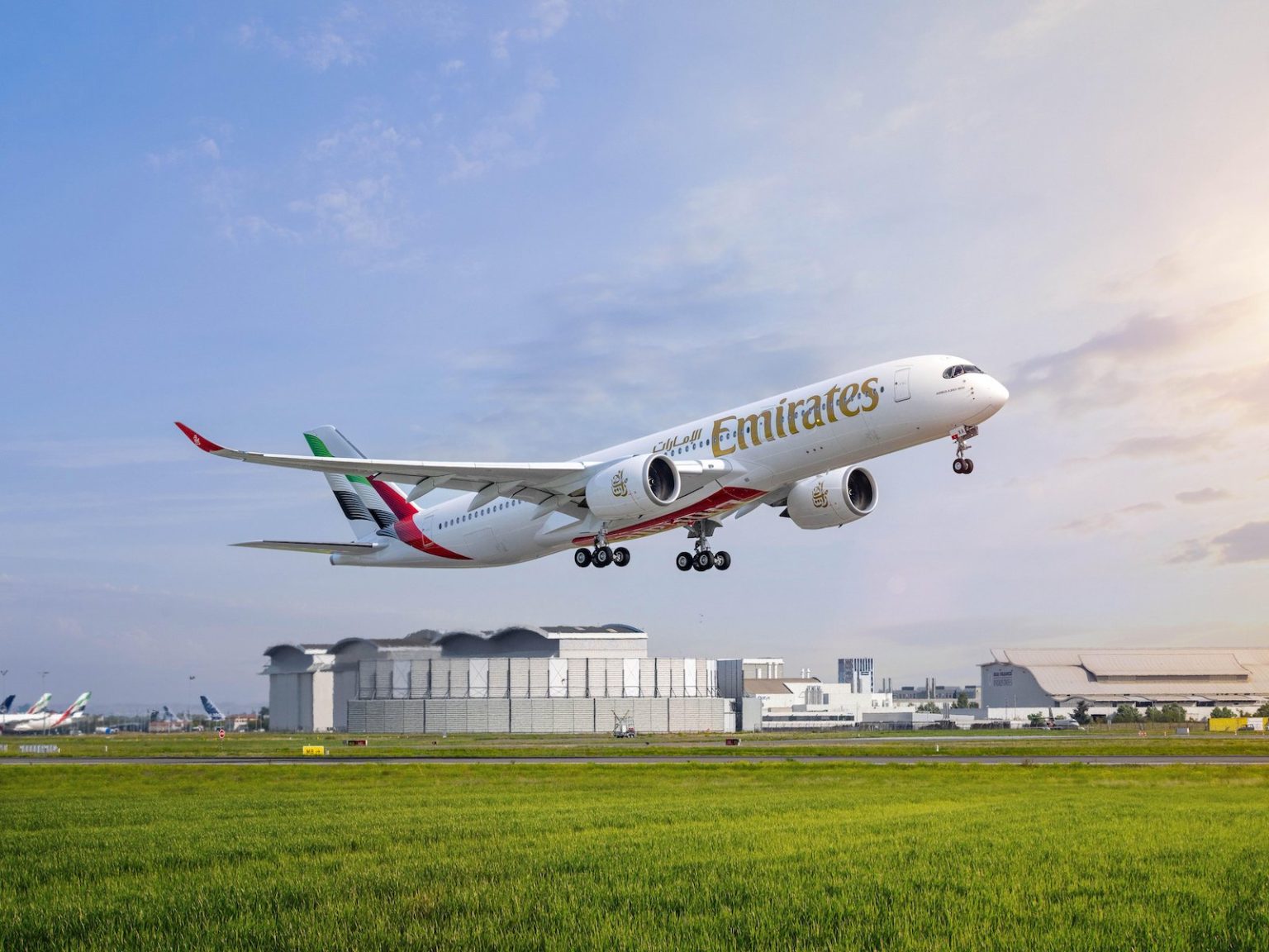 Emirates A350 Service Entry Slips Into 2025 | AirlineGeeks.com