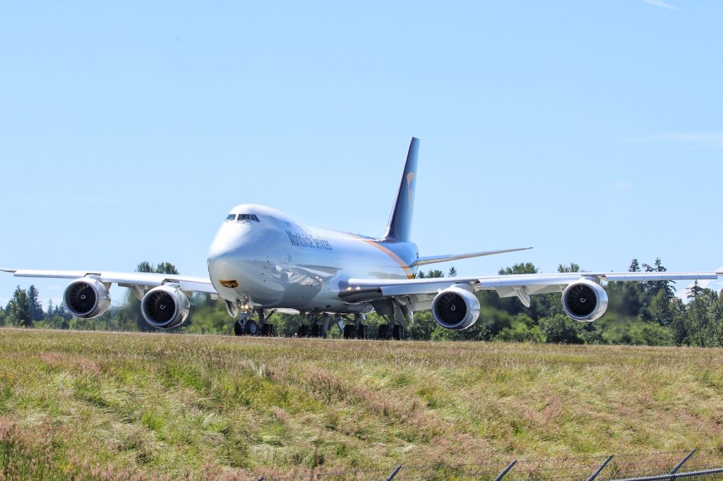 FAA Warns of Boeing 747 Water Leaks | AirlineGeeks.com